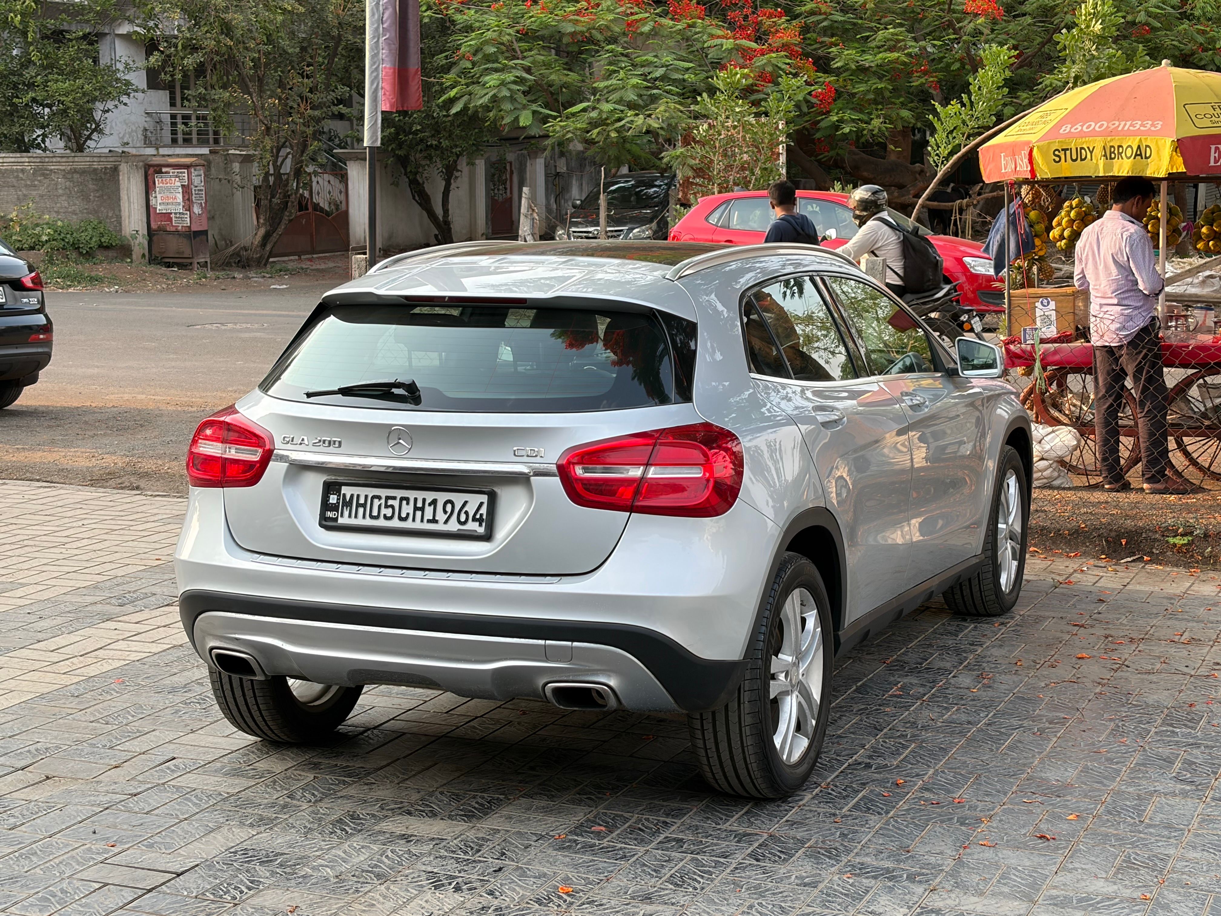 Buy Used Mercedes-Benz GLA Class 200 CDI of 2014 model @ 14,00,000 INR ...