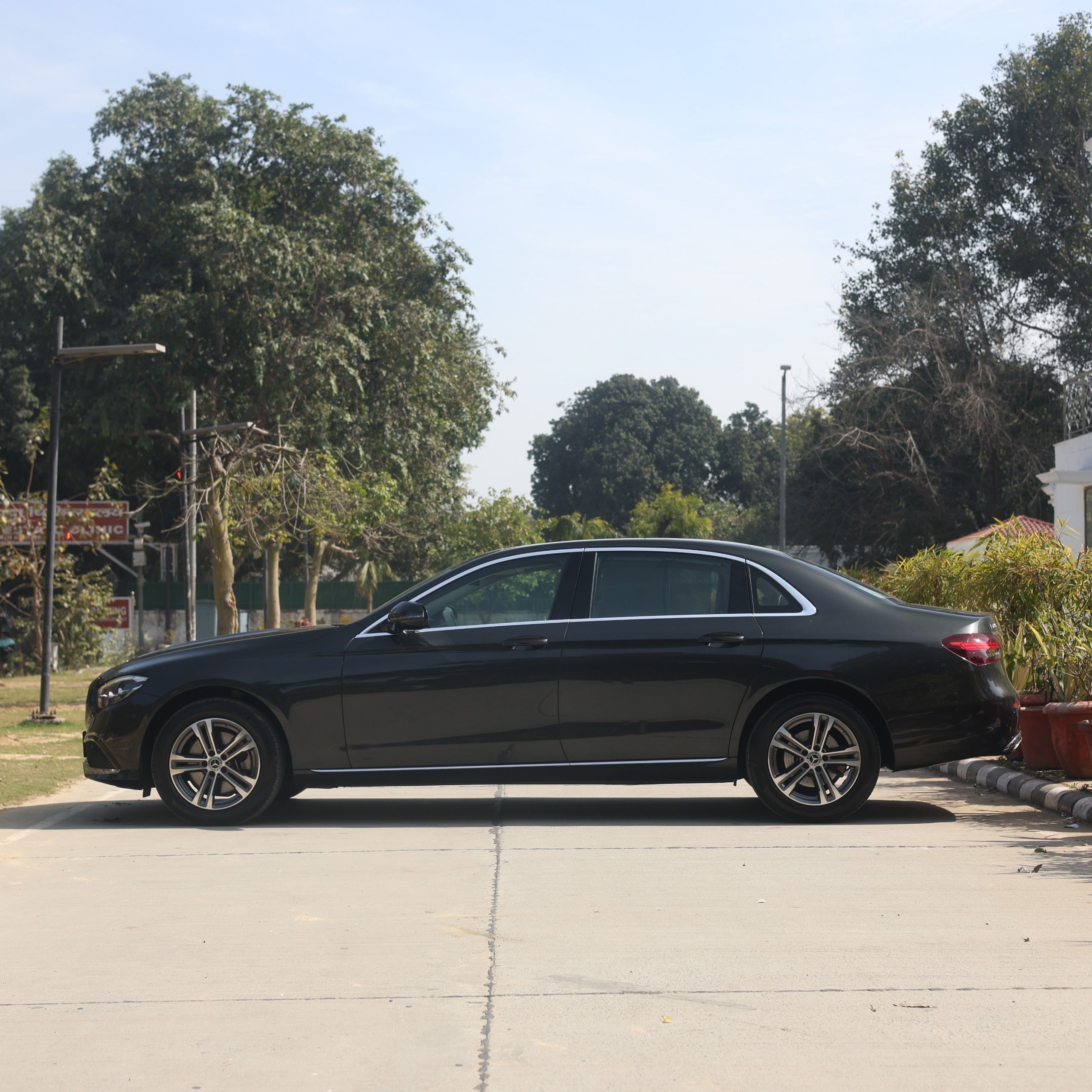 Buy Used Mercedes-Benz E-Class Exclusive E 200 of 2021 model @ 49 ...