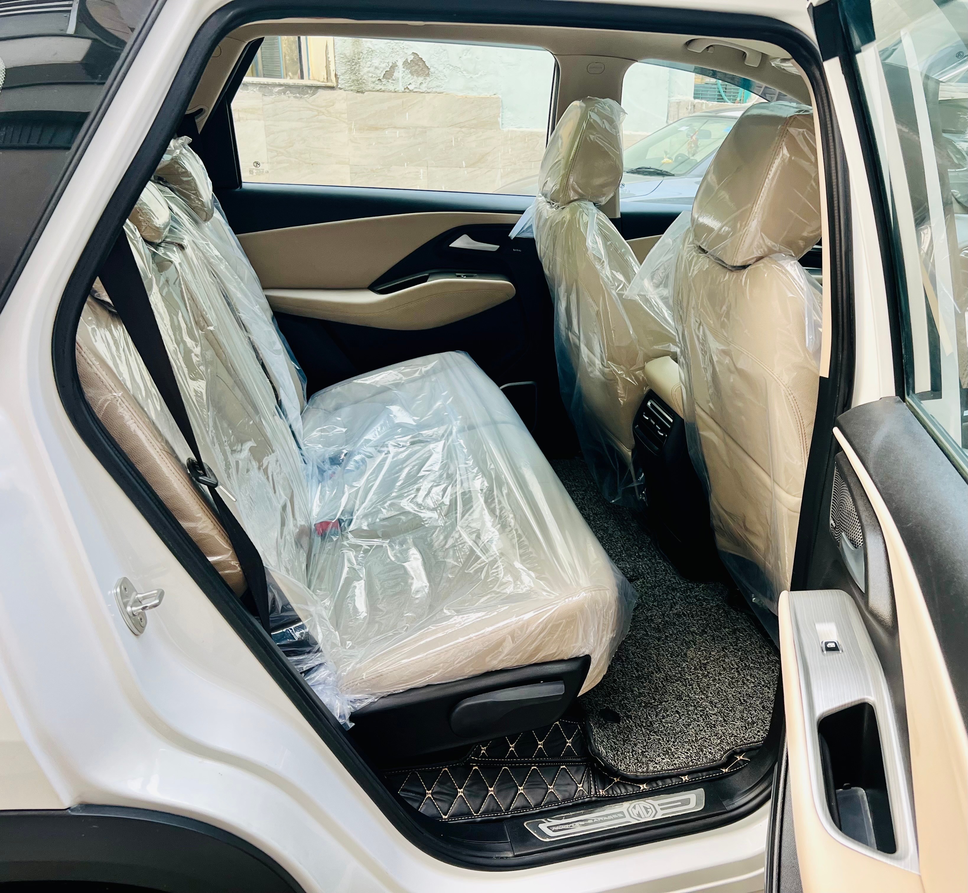 Buy Used MG Hector Sharp Pro CVT of 2023 model @ 16,75,000 INR in Delhi - 4959612 - ZigWheels.com