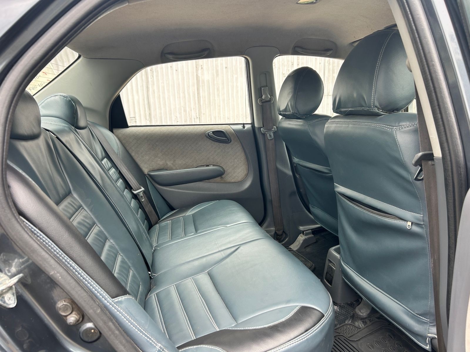 Buy Used Honda City EXi of 2005 model @ 1,25,000 INR in Bangalore - 4941056 - ZigWheels.com