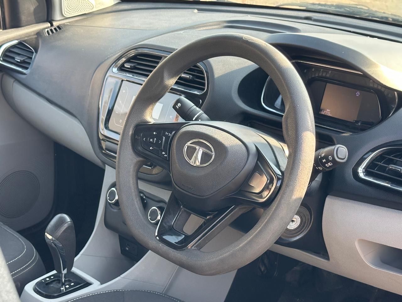 Used Tata Tiago XTA AMT BSVI Car in New Delhi, 2022 Model - Find Best ...