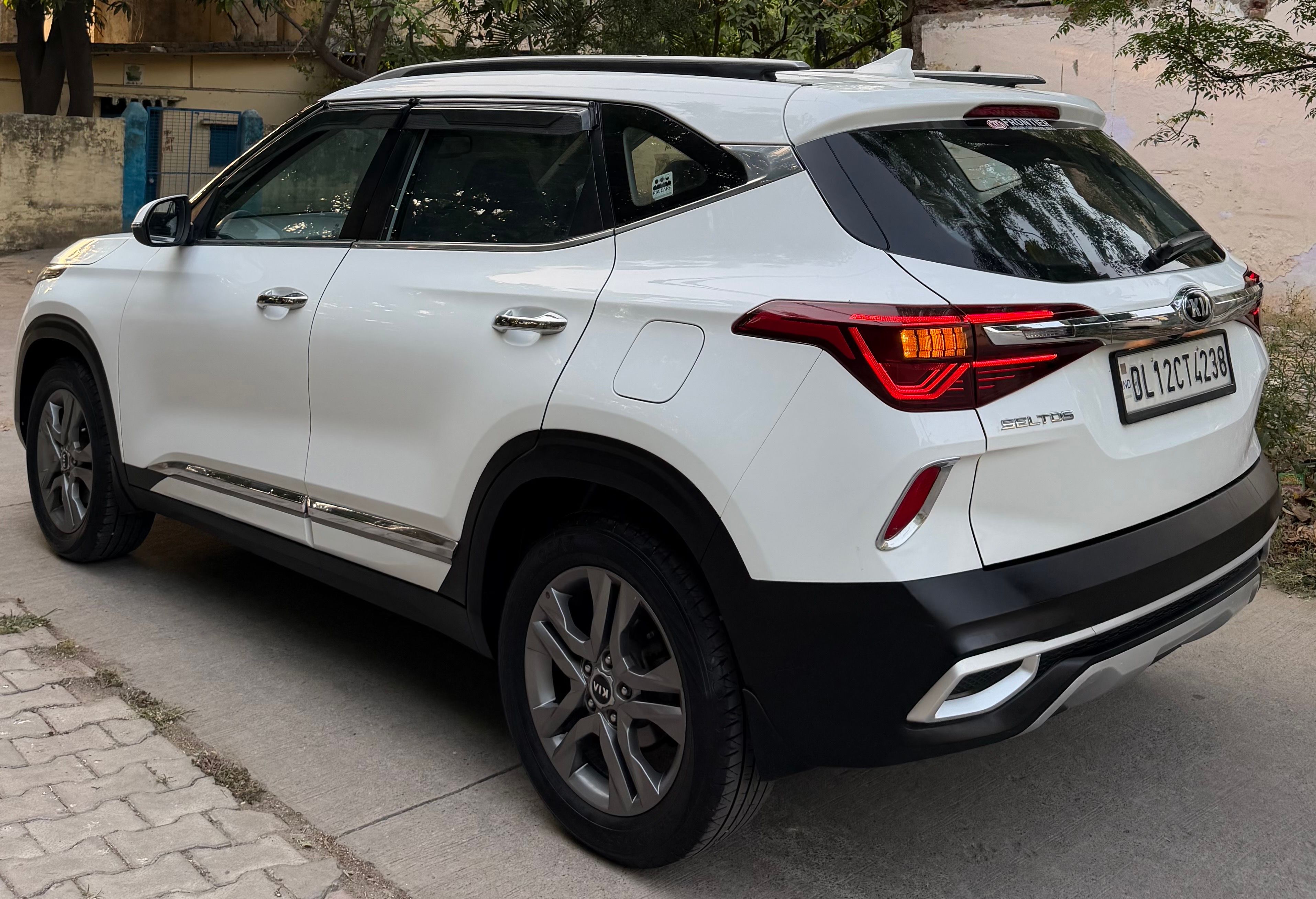 Buy Used Kia Seltos HTX G of 2021 model @ 9,90,000 INR in Delhi ...