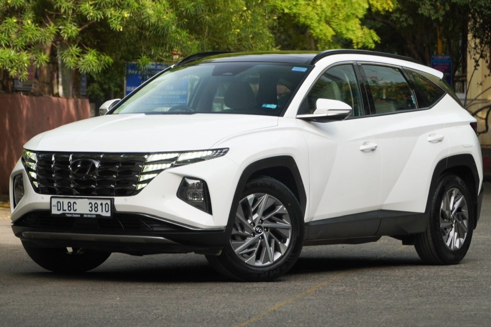Buy Used Hyundai Tucson Signature AT of 2023 model @ 23,90,000 INR in ...