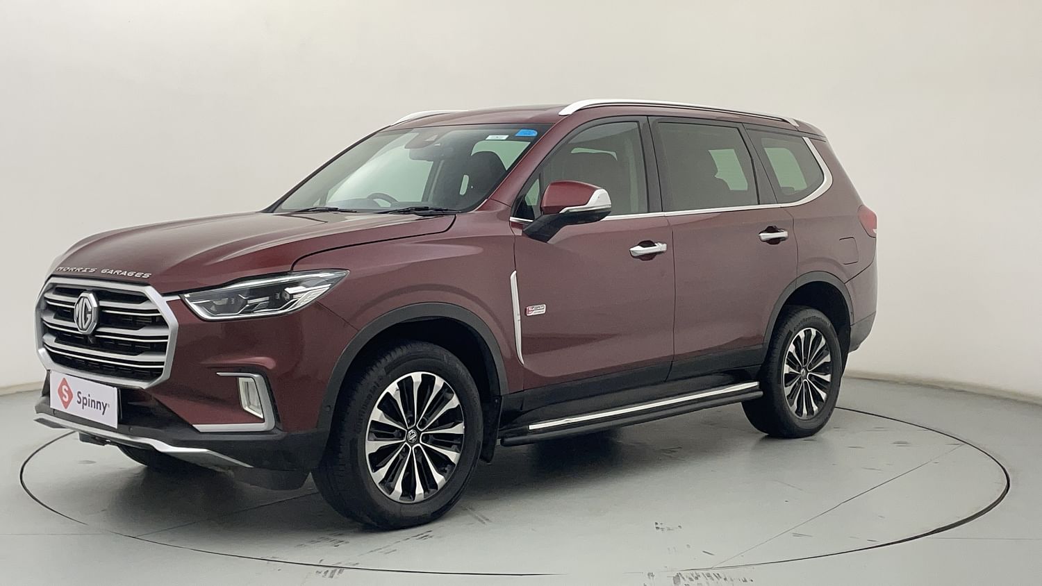 Used MG Gloster Savvy 4x2 6Str Car in Ahmedabad, 2022 Model - Find Best ...