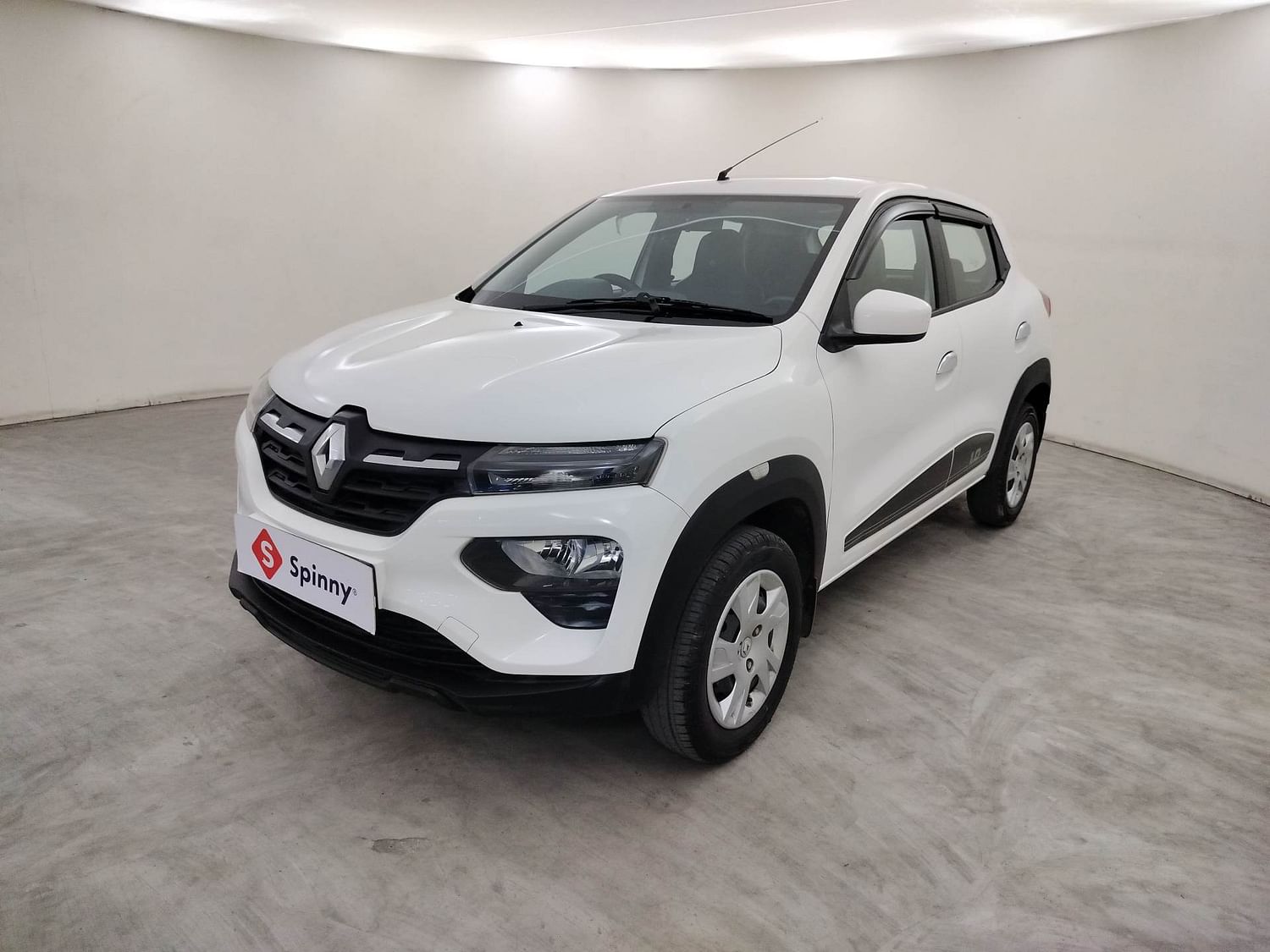 Used Renault KWID 1.0 AMT RXT Car in Coimbatore, 2022 Model - Find Best ...