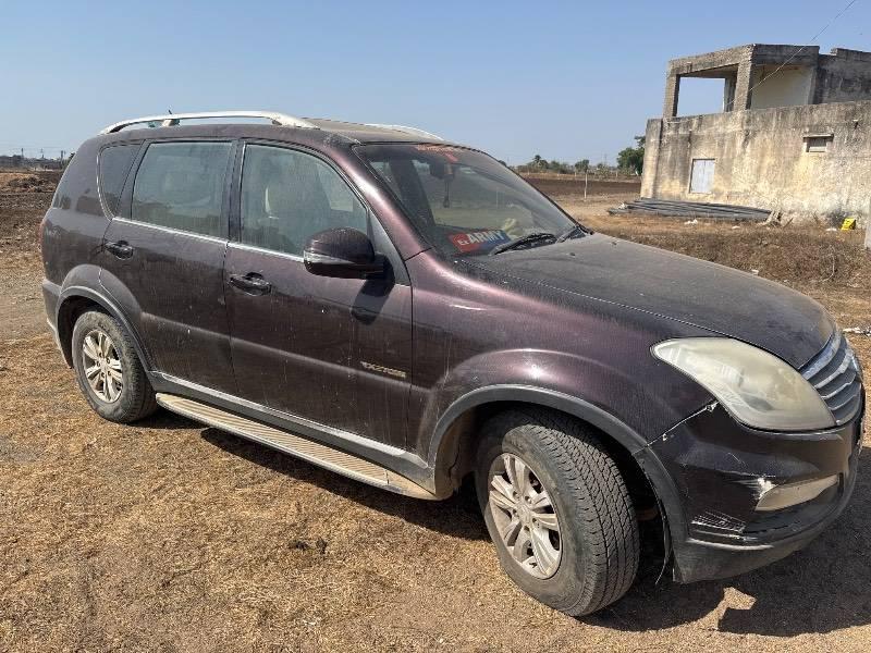 Used Mahindra Ssangyong Rexton RX7 Car in Jamnagar, 2013 Model - Find ...