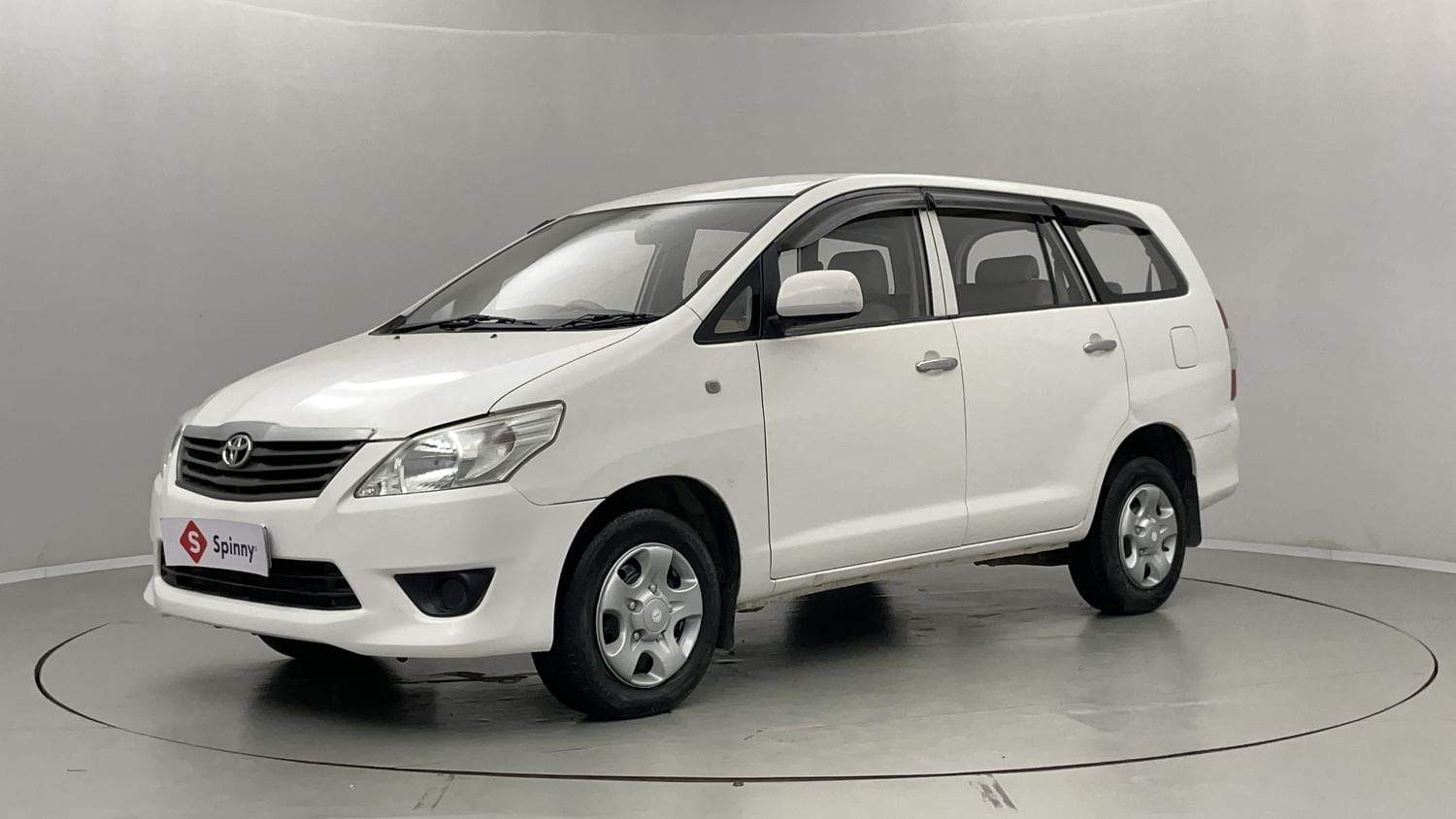 Used Toyota Innova 2.5 GX 8 STR Car in Jaipur, 2012 Model - Find Best ...