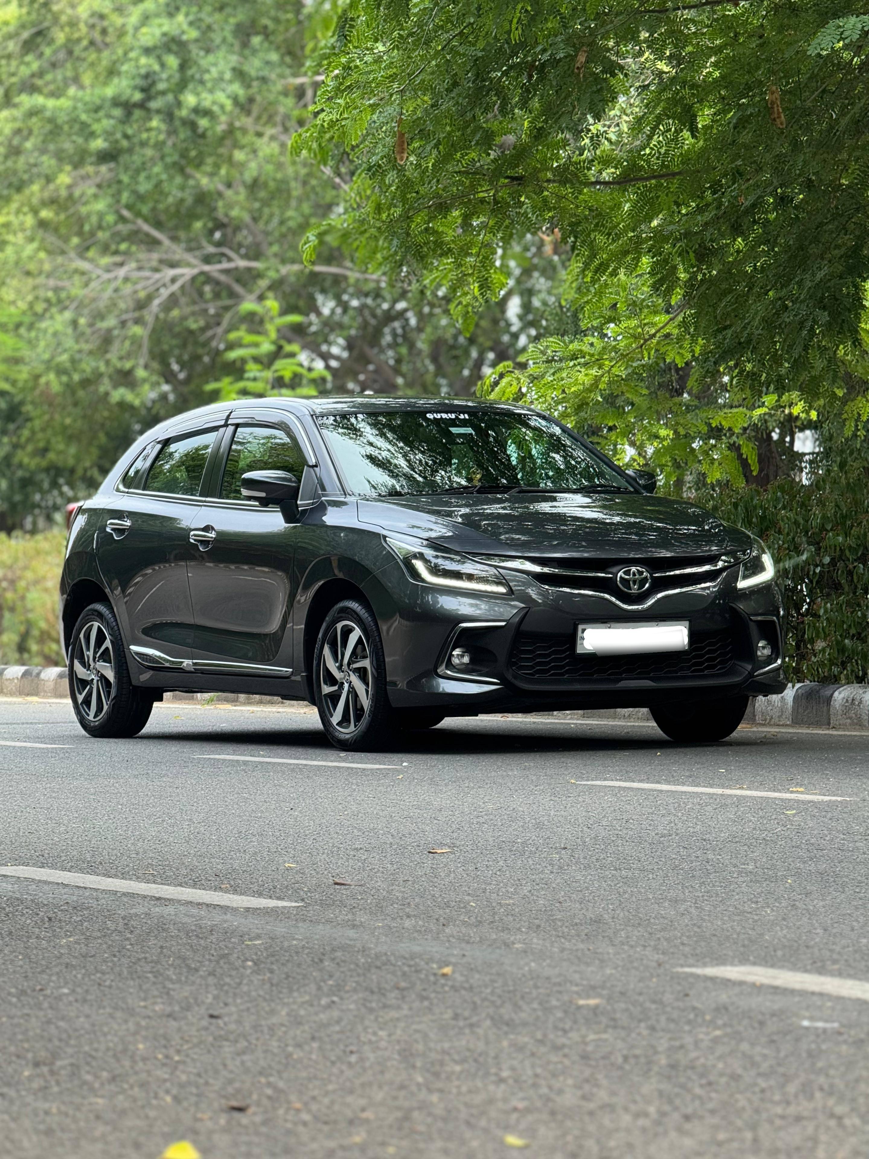 Used Toyota Glanza V Car in New Delhi, 2023 Model - Find Best Deals ...