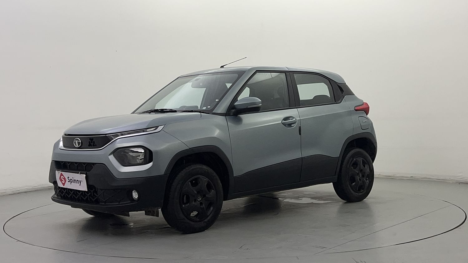 Used Tata Punch Accomplished Car in New Delhi, 2022 Model - Find Best ...