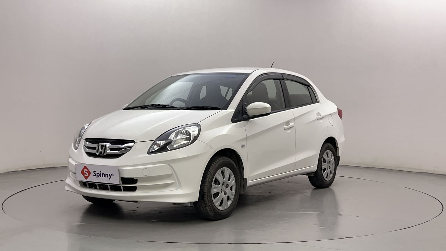 Used Honda Amaze S i-VTEC Car in Bangalore, 2013 Model - Find Best Deals! | CarDekho.com