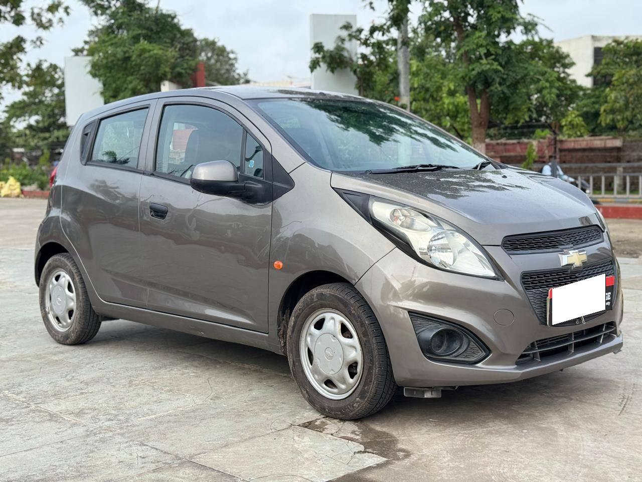 Used Chevrolet Beat Diesel LS Car in Surat, 2015 Model - Find Best ...