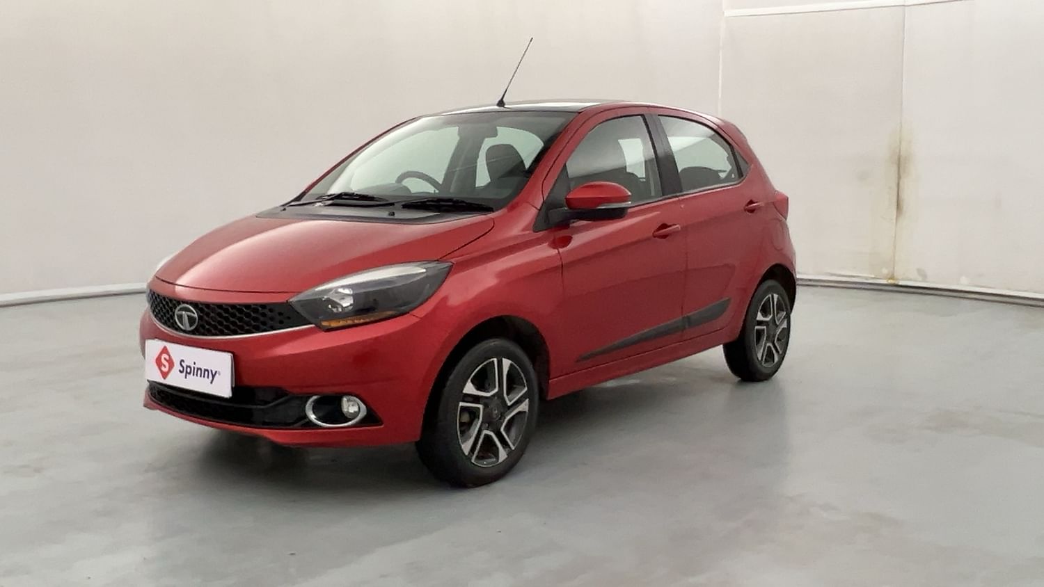 Used Tata Tiago XZ Plus Dual Tone Roof BSVI Car in Kanpur, 2019 Model ...