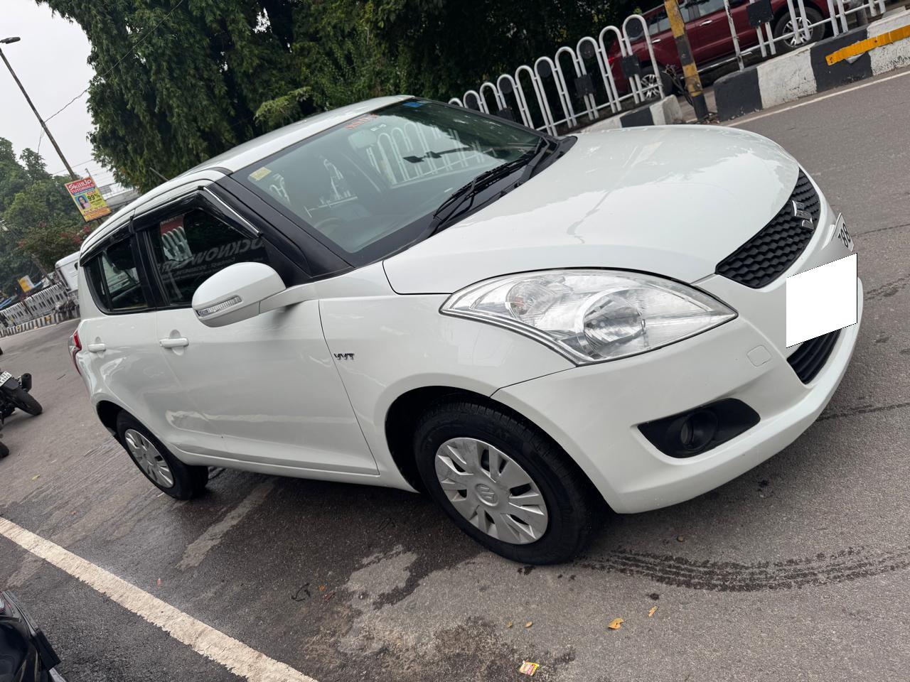 Used Maruti Swift VVT VXI Car in Lucknow, 2014 Model - Find Best Deals ...