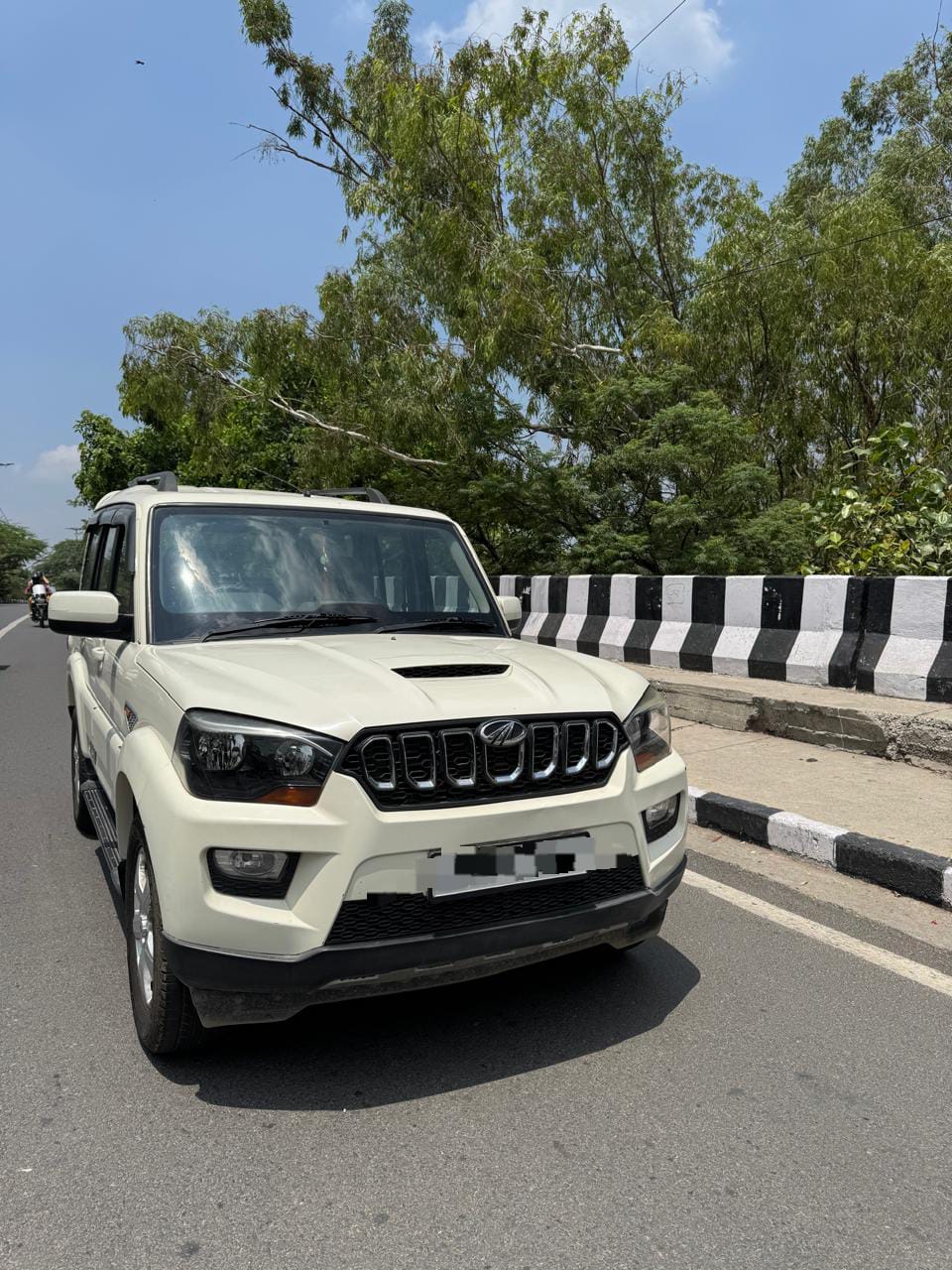Used Mahindra Scorpio 1.99 S6 Plus Car in New Delhi, 2017 Model - Find ...
