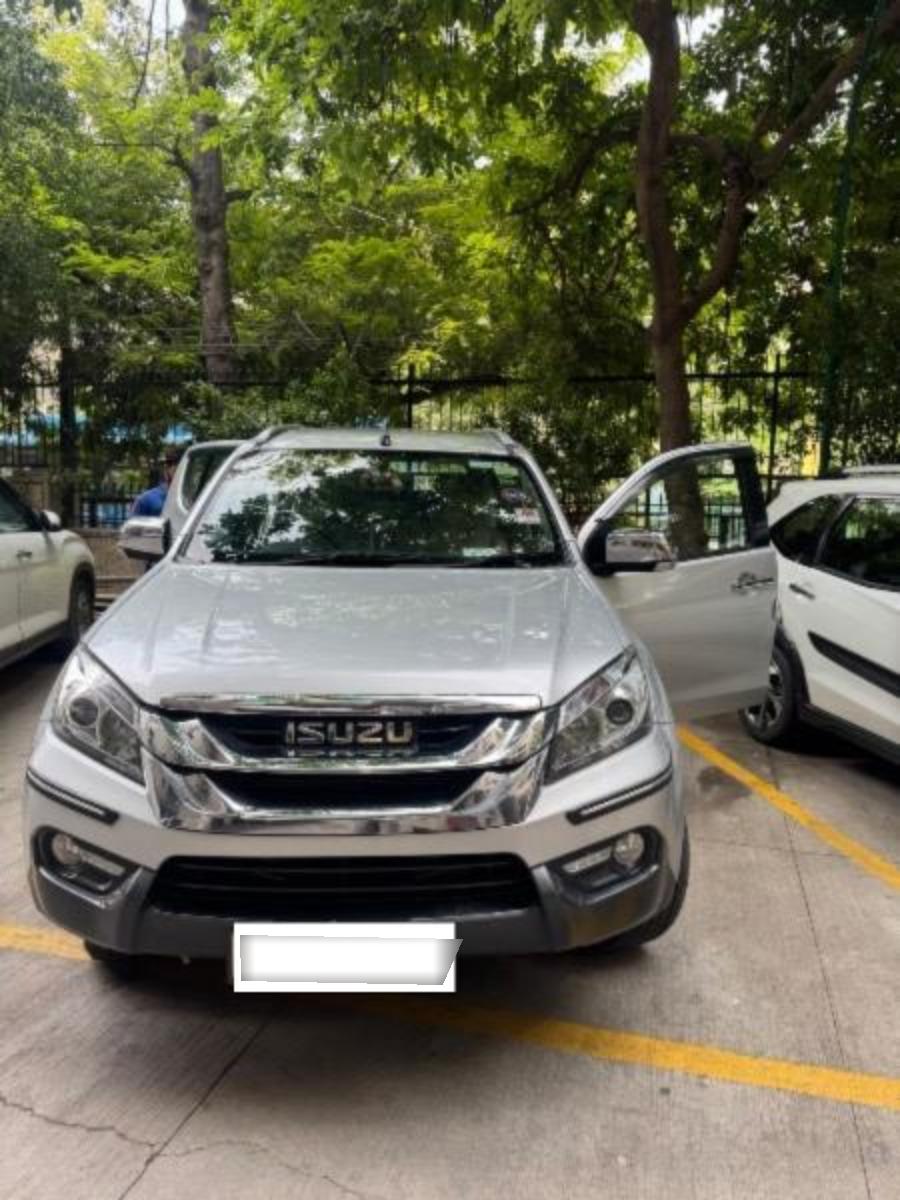 Mahindra e2o Price, Images, Specifications & Mileage @ ZigWheels