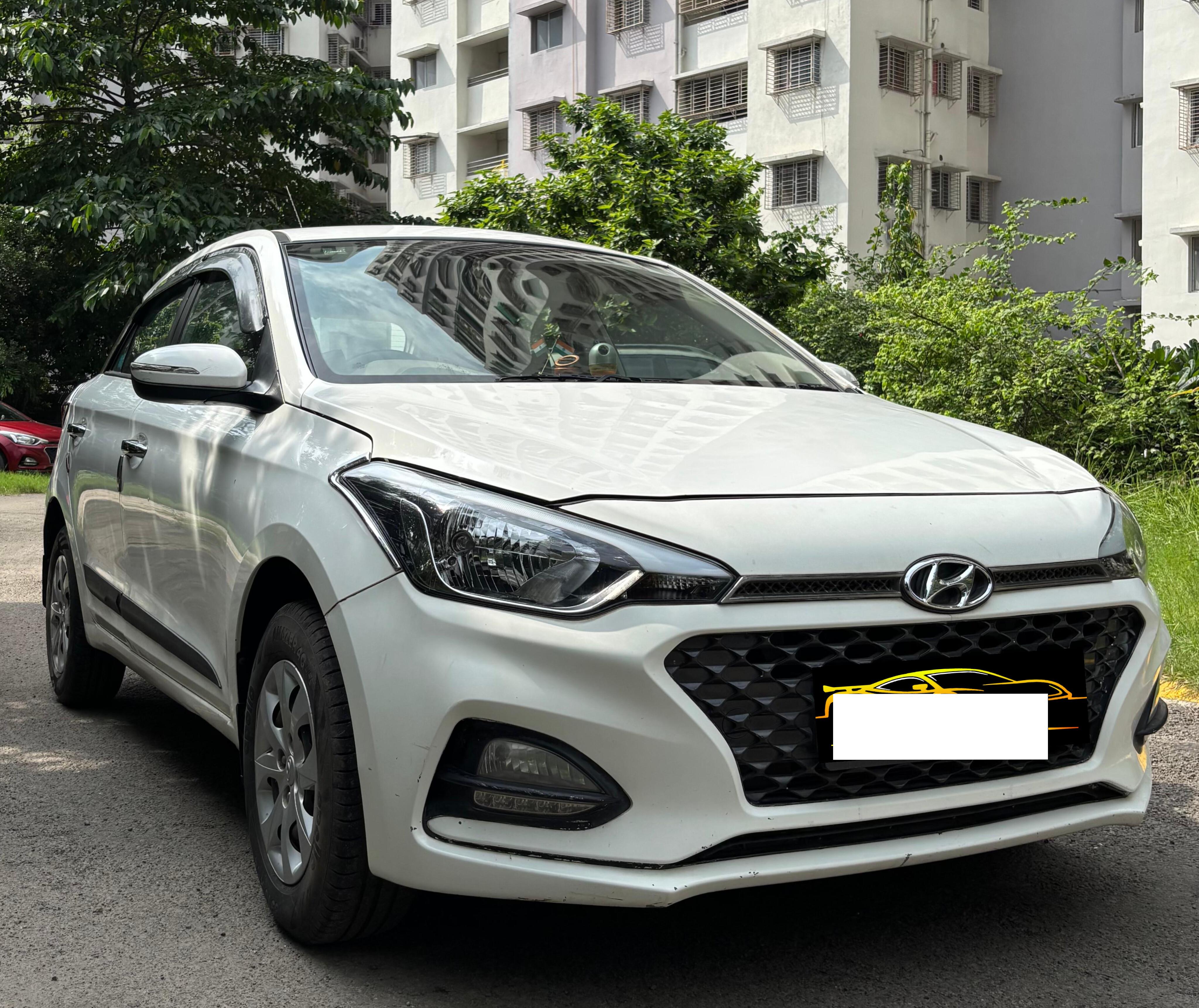 Used Hyundai i20 1.2 Spotz Car in Kolkata, 2019 Model - Find Best Deals! | CarDekho.com