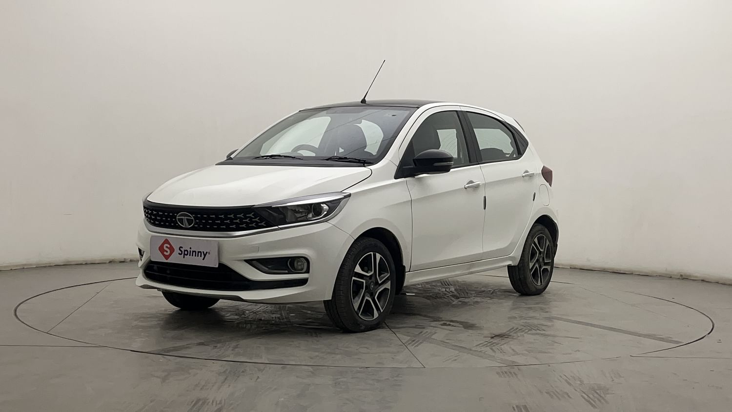 Used Tata Tiago XZA Plus DT AMT Car in Hyderabad, 2023 Model - Find ...