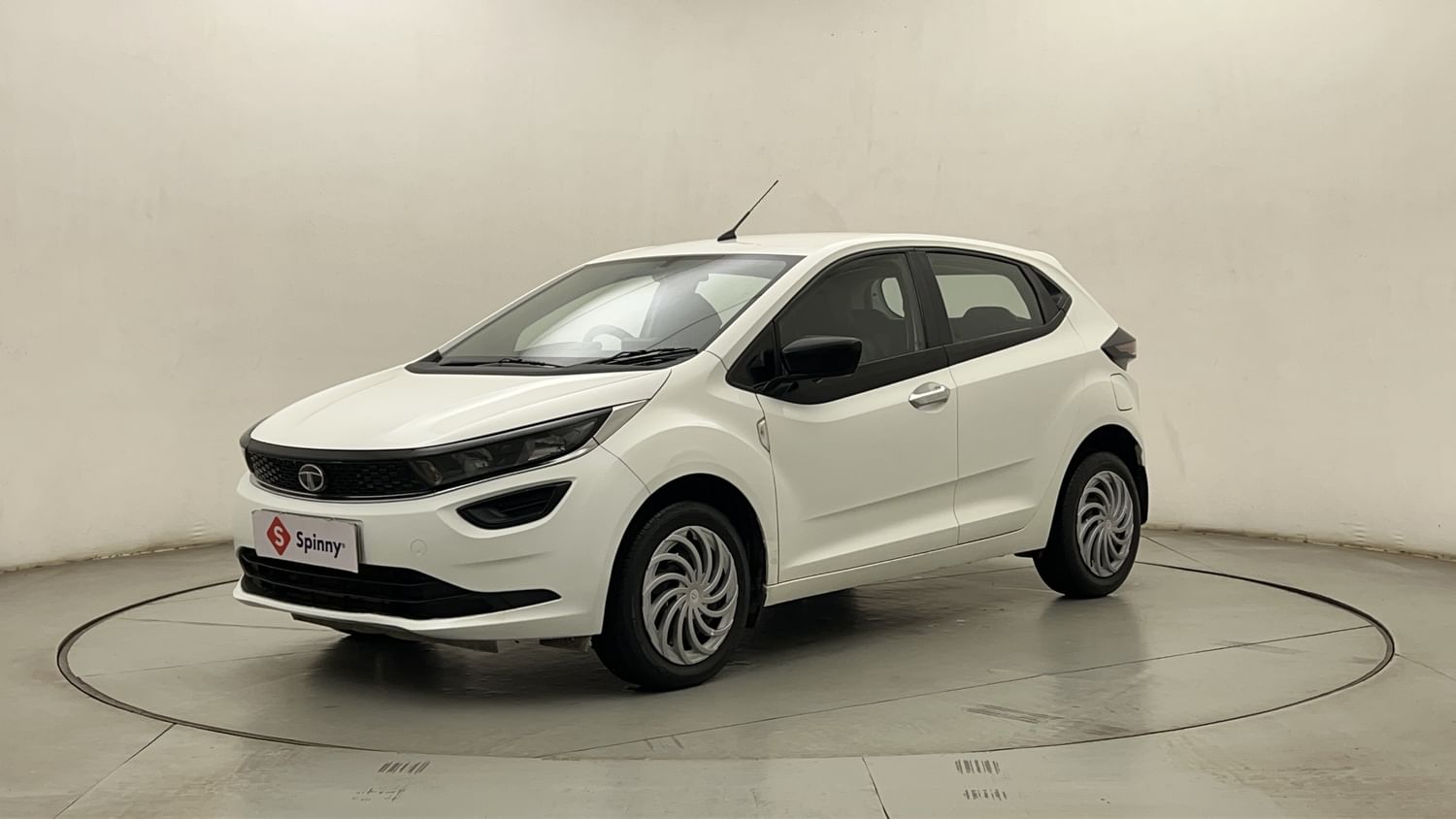 Used Tata Altroz XM Plus Car in Mumbai, 2022 Model - Find Best Deals ...