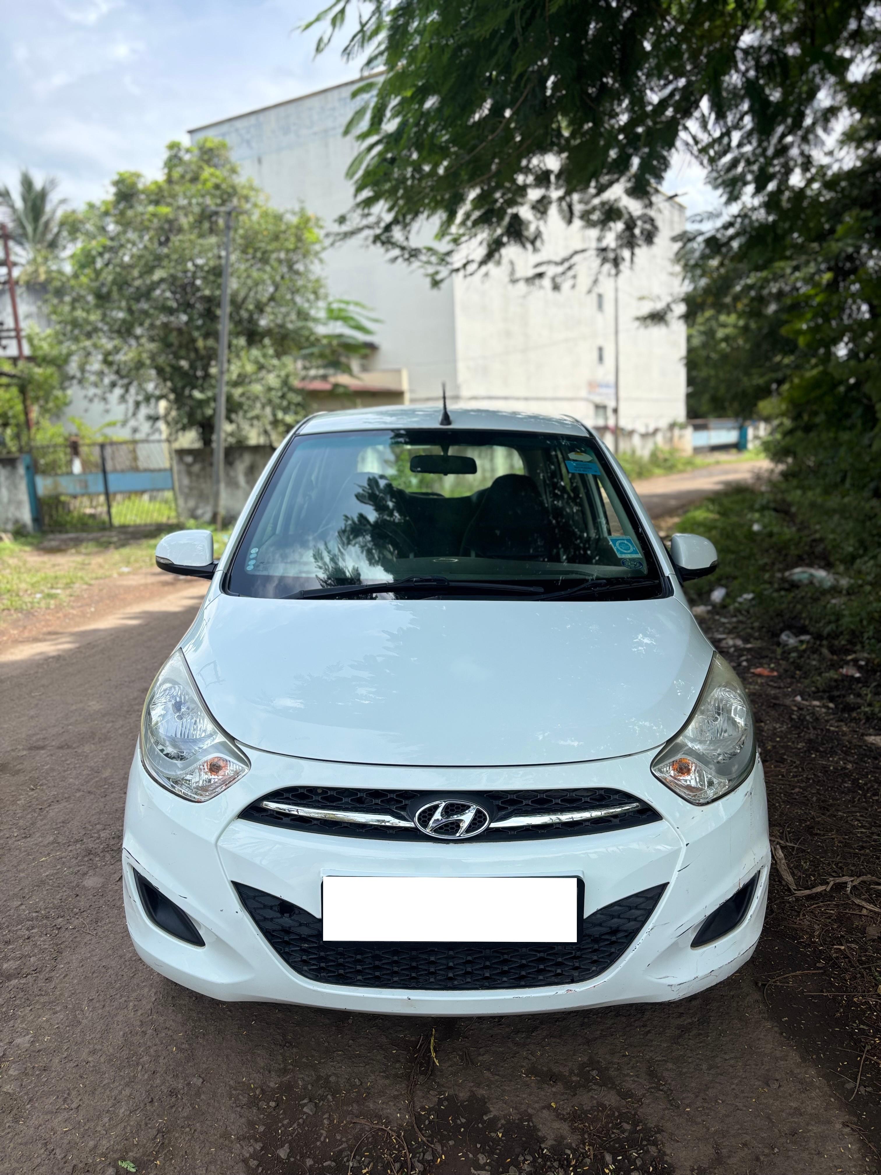 Used Hyundai i10 Sportz Car in Miraj, 2011 Model - Find Best Deals ...