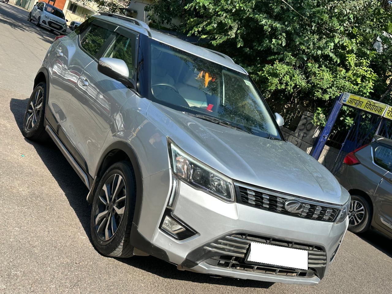 Used Mahindra XUV300 W8 Option Diesel BSIV Car in New Delhi, 2019 Model ...