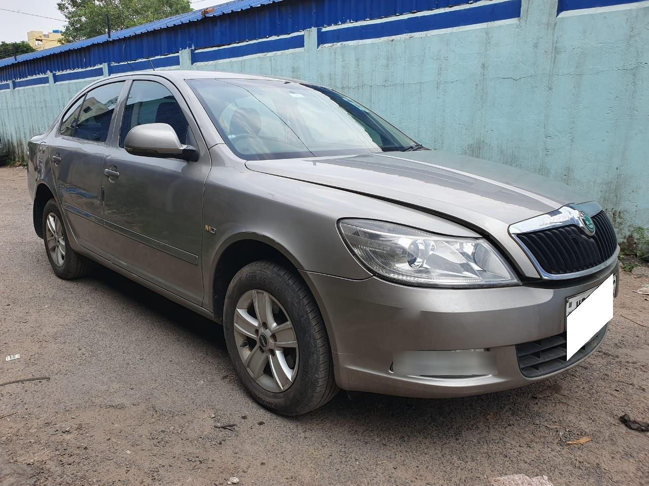 Used Skoda Laura Elegance 1.9 TDI AT Car in Kolkata, 2012 Model - Find ...