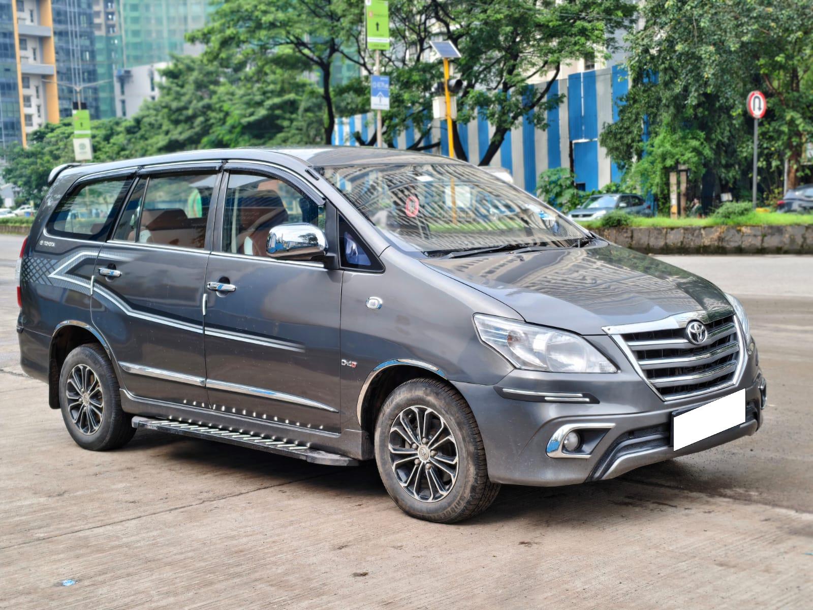 Used Toyota Innova 2.5 G (Diesel) 8 Seater BS IV Car in Mumbai, 2012 ...