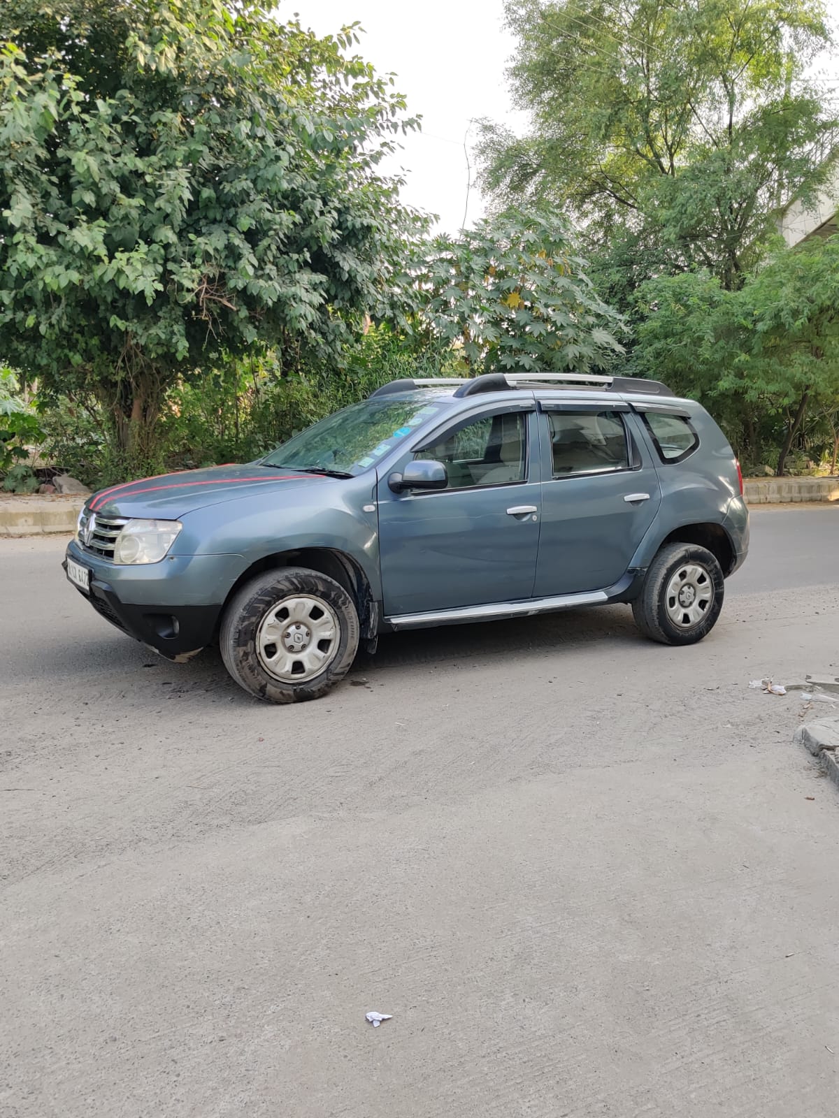 Used Renault Duster Petrol RxL Car in New Delhi, 2014 Model - Find Best ...