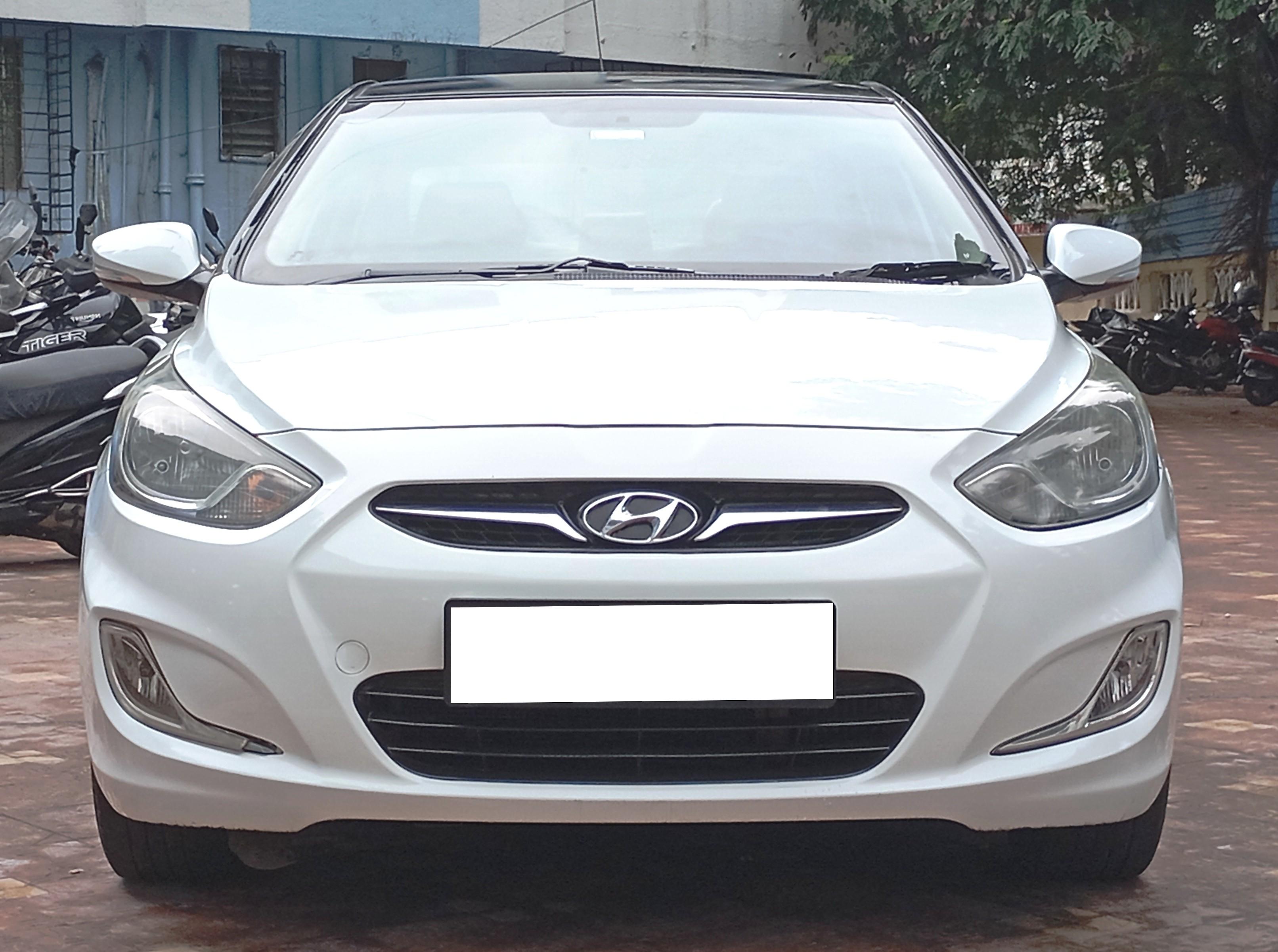 Used Hyundai Verna 1.6 SX CRDI (O) AT Car in Mira Road, 2013 Model - Find Best Deals! | CarDekho.com