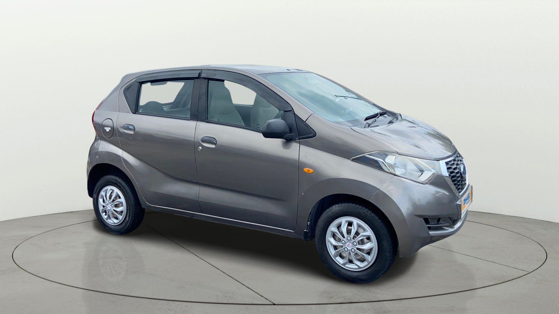 Used Datsun RediGO A Car in Surat, 2018 Model - Find Best Deals ...