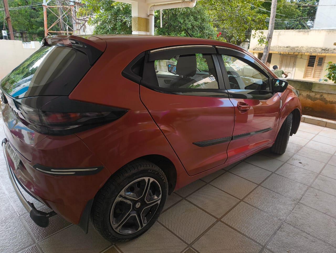 Buy Used Tata Altroz XM plus BSVI of 2021 model @ 5,50,000 INR in ...