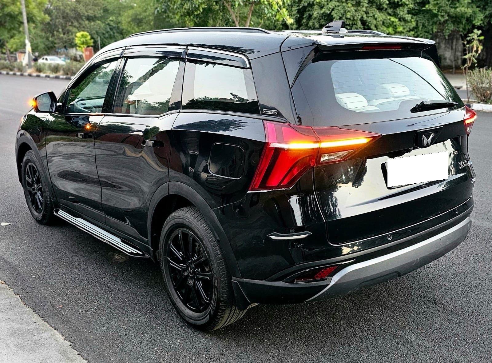 Used Mahindra XUV700 AX7L 7Str AT Car in New Delhi, 2024 Model - Find ...