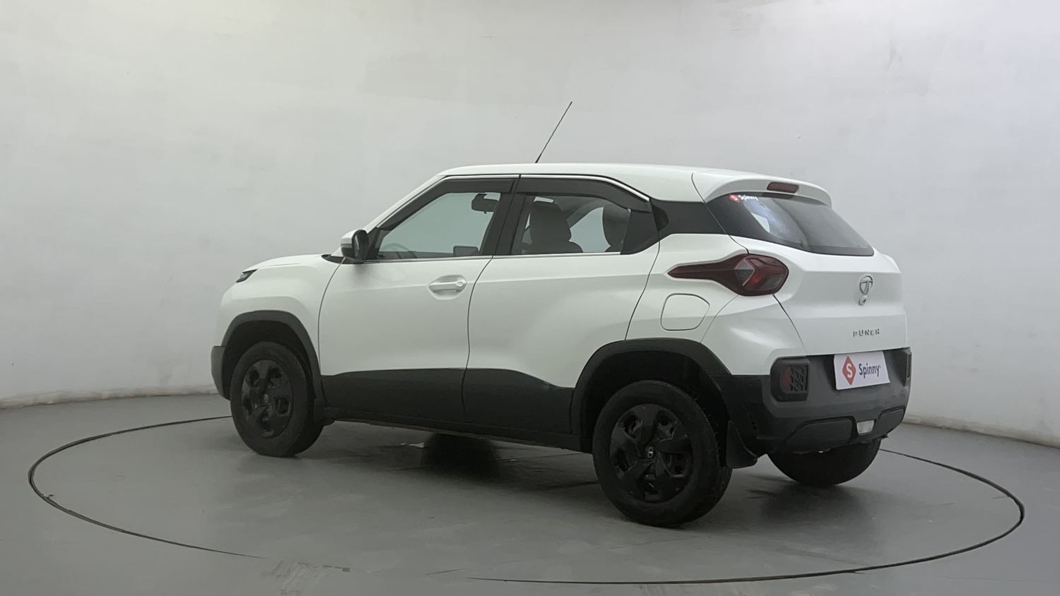 Buy Used Tata Punch Adventure Rhythm of 2023 model @ 6,59,936 INR in ...