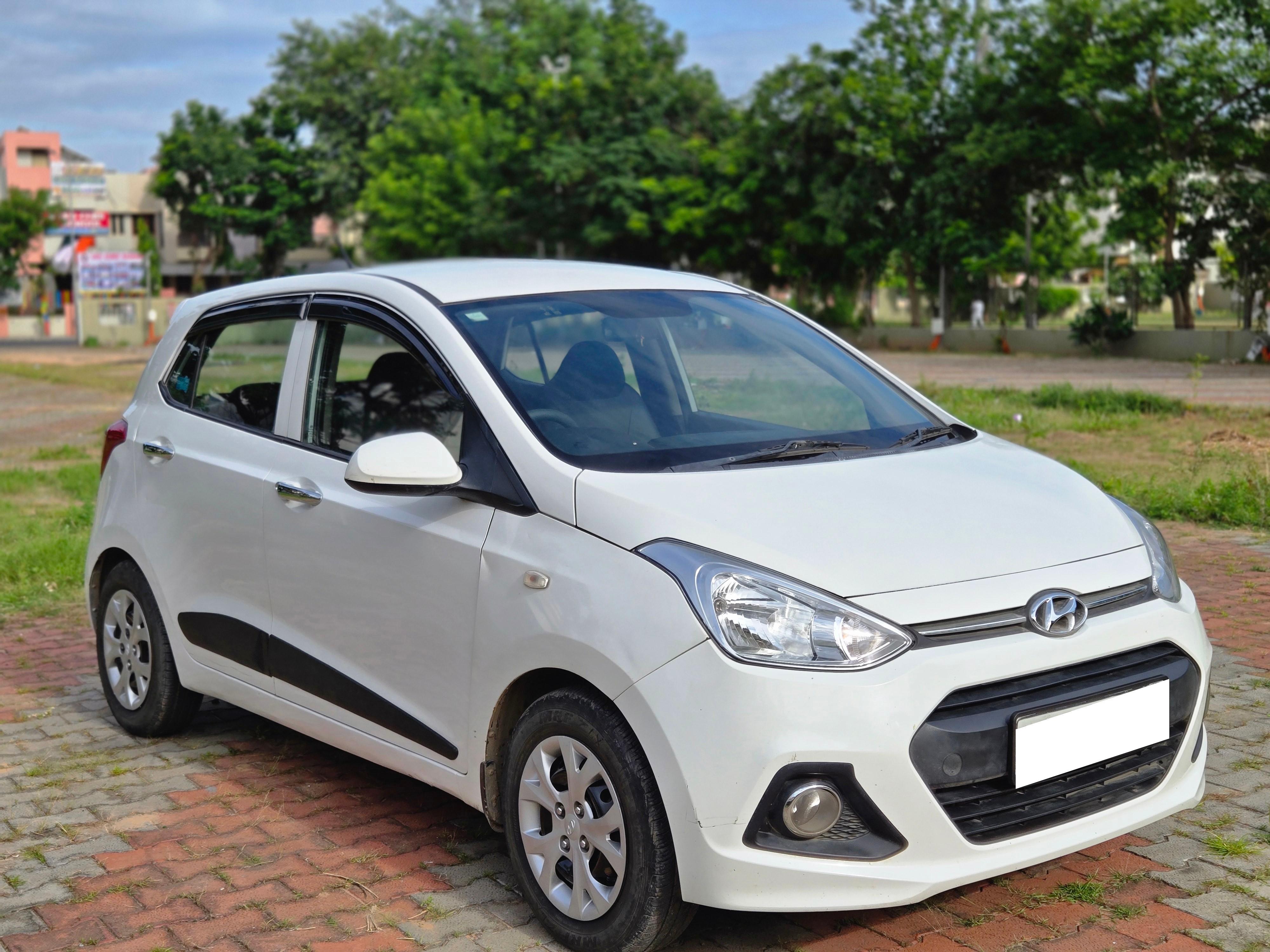 Used Hyundai Grand i10 Magna Car in Ahmedabad, 2016 Model - Find Best ...
