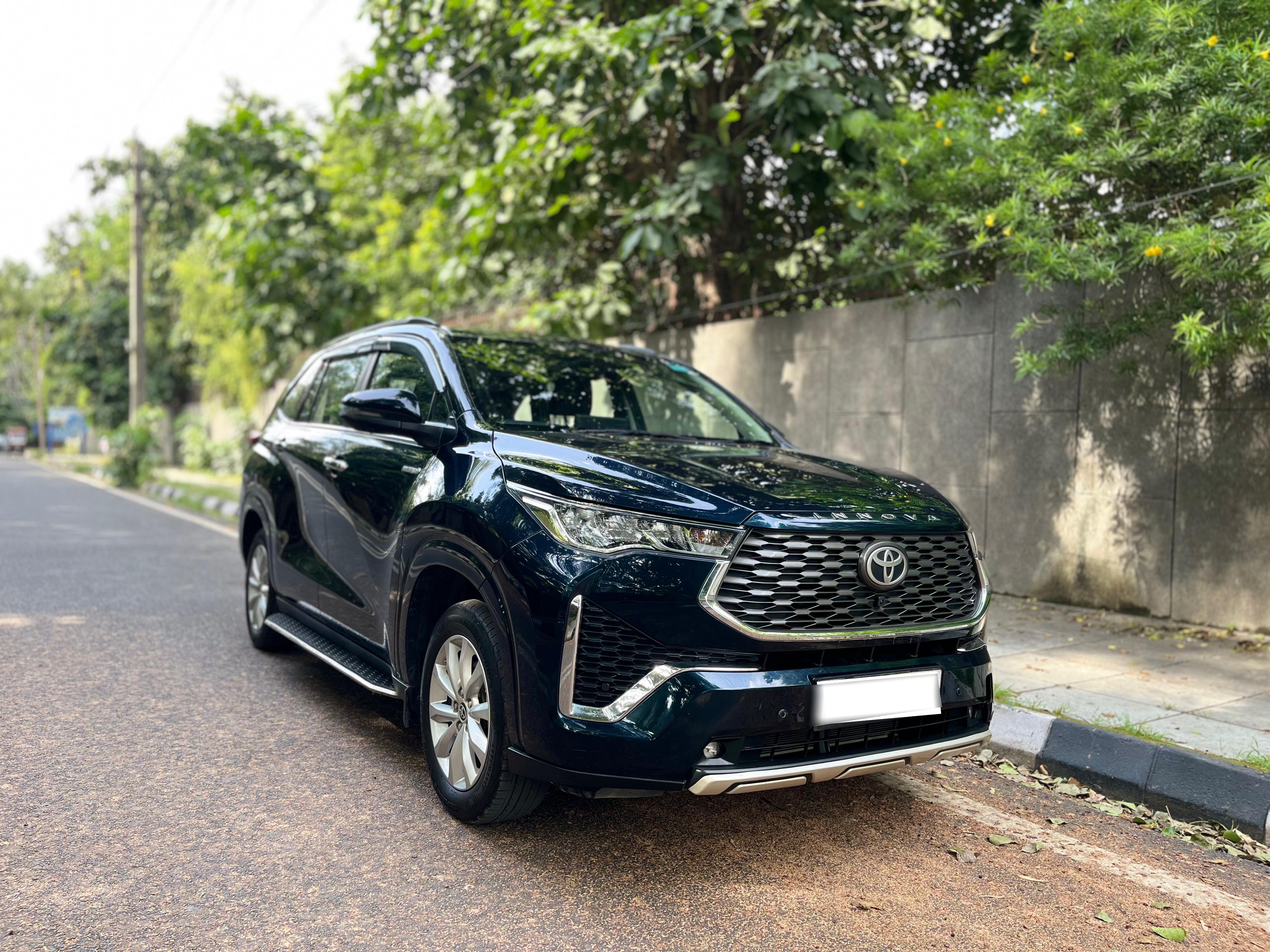 Used Toyota Innova Hycross VX(O) 8STR Hybrid BSVI Car in New Delhi ...