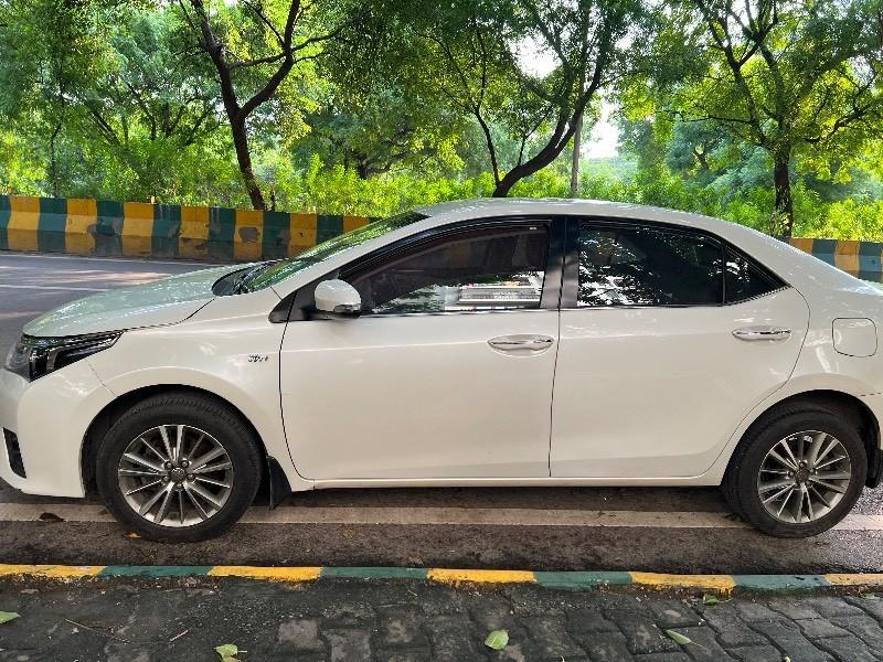 Used Toyota Corolla Altis GL MT Car in New Delhi, 2015 Model - Find ...