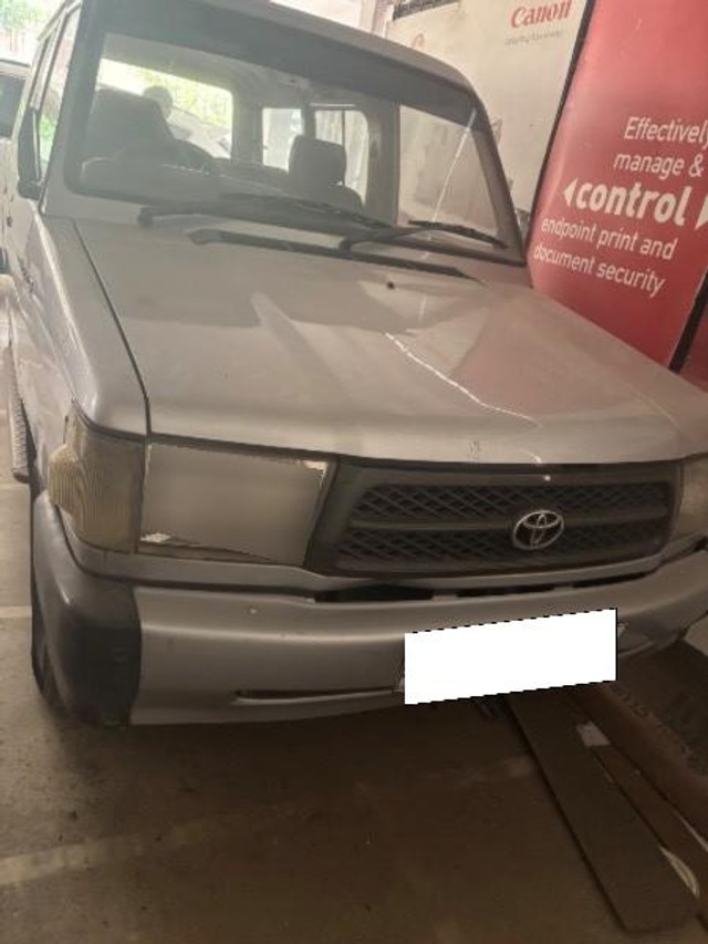 Used Toyota Qualis GS G5 Car in Patna, 2002 Model - Find Best Deals ...