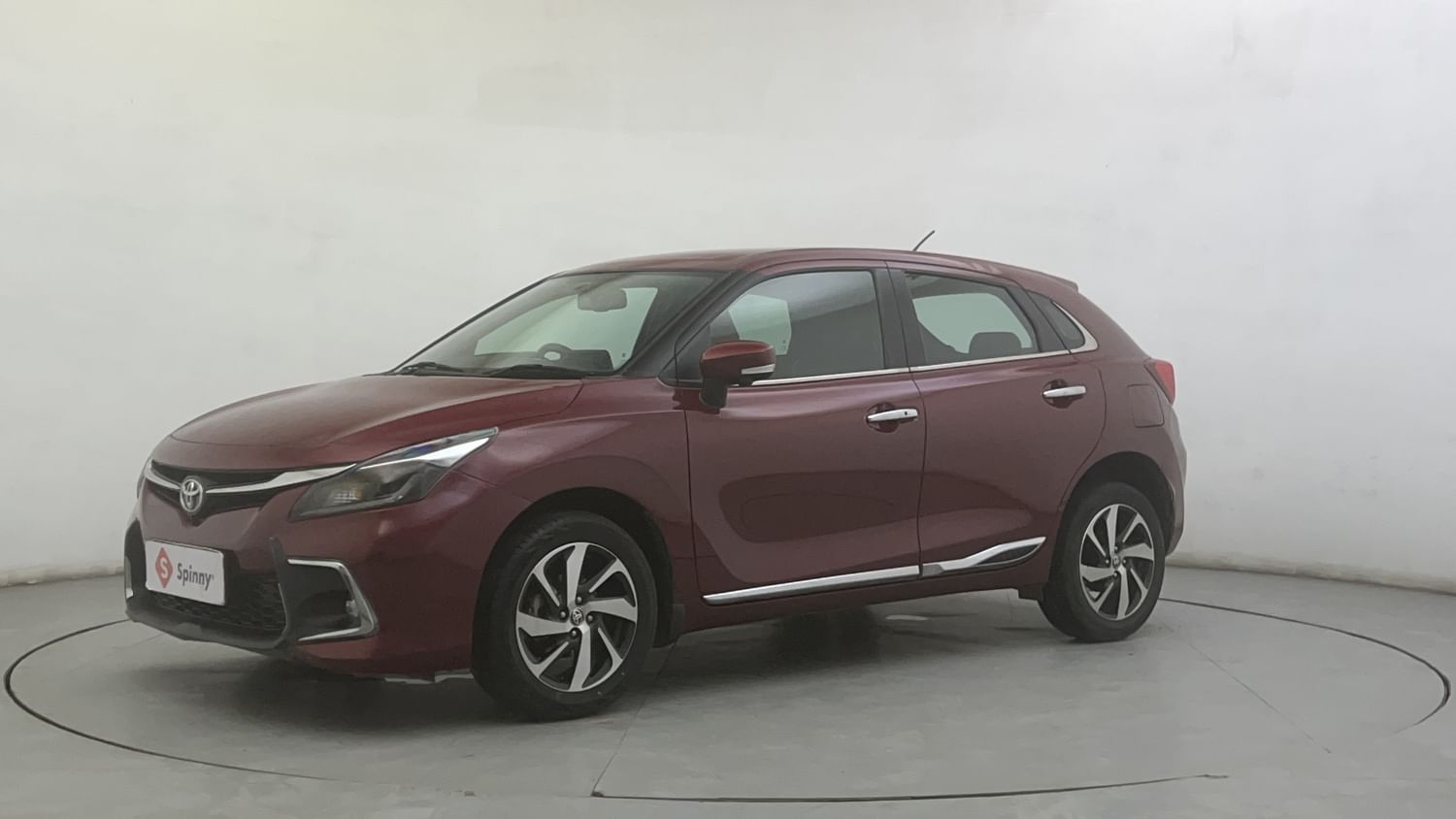 Used Toyota Glanza V Car in Ahmedabad, 2022 Model - Find Best Deals ...