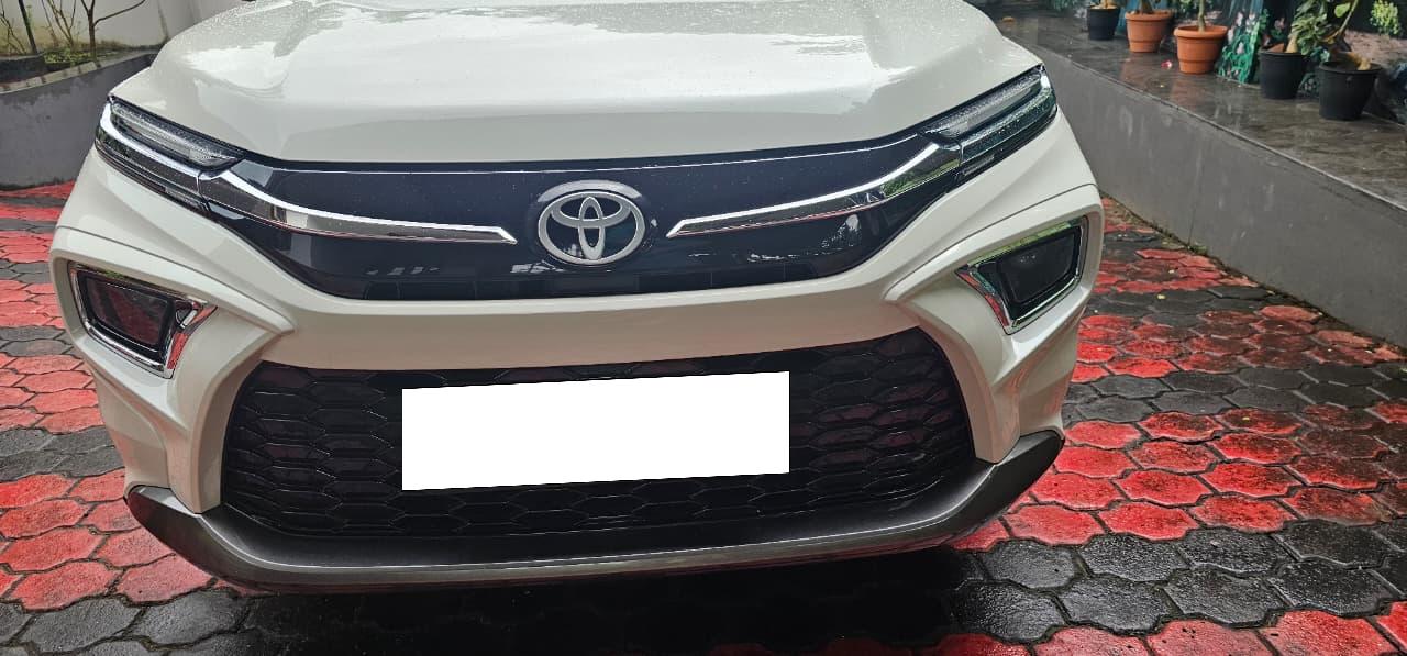 Buy Used Toyota Hyryder S AT of 2024 model @ 14,80,000 INR in Thrissur - 4891622 - ZigWheels.com