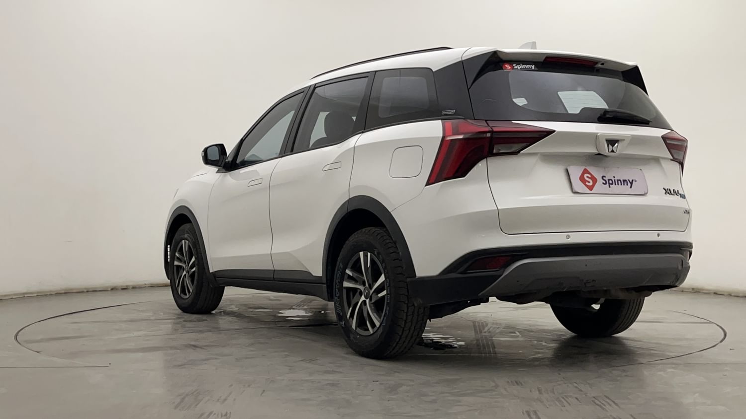 Buy Used Mahindra XUV700 AX5 5Str of 2022 model @ 12,54,425 INR in Hyderabad - 4893941 ...