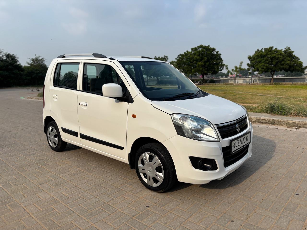 Used Maruti Wagon R VXI BS IV Car in Ahmedabad, 2015 Model - Find Best ...