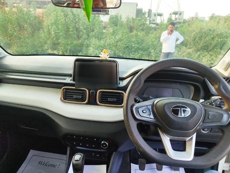 Used 2024 Tata Punch CNG Manual in Pune at ₹9.30 Lakh - CarDekho