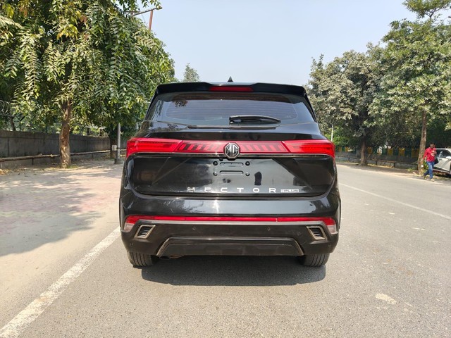 Used 2024 MG Hector Plus 1451 cc Petrol Automatic Car in Noida at ₹18. ...
