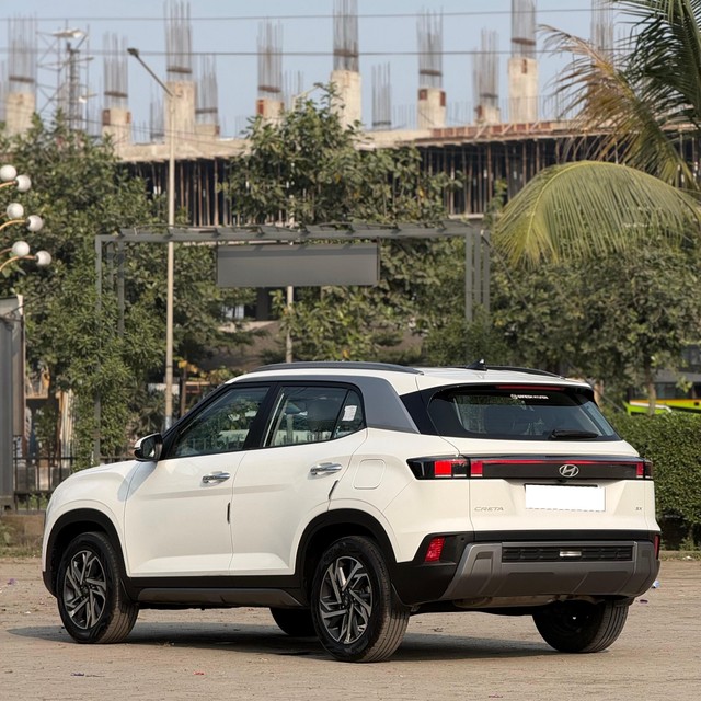 Used 2024 Hyundai Creta 1497 cc Petrol Manual Car in Surat at ₹16.71 ...
