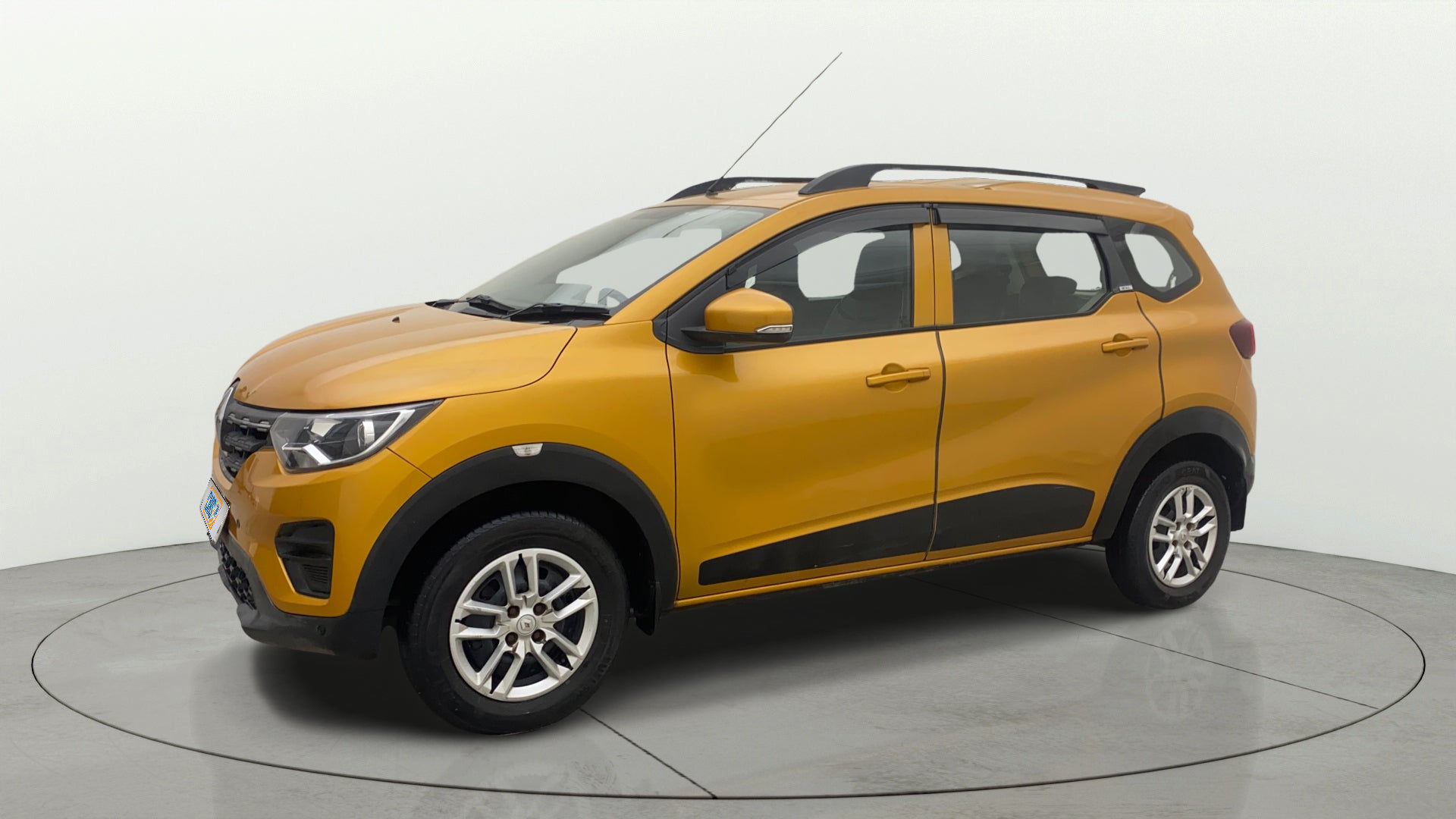 Buy Used Renault Triber RXL EASY-R AMT of 2020 model @ 5,01,983 INR in ...