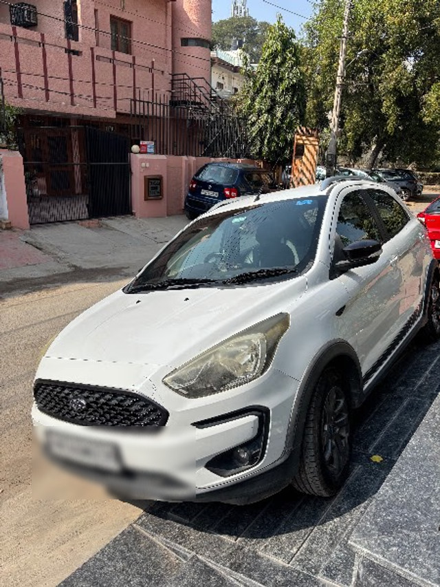 Used 2018 Ford Freestyle Petrol Manual in Gurgaon at ₹3.15 Lakh - CarDekho