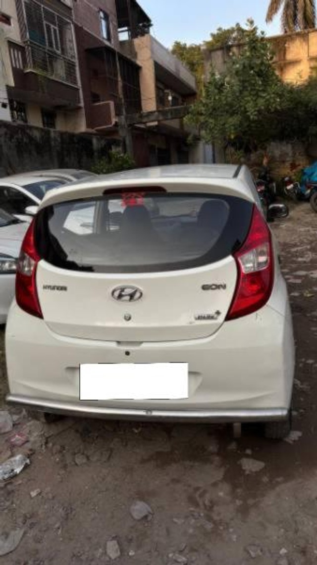 Used 2015 Hyundai EON Petrol Manual in Moradabad at ₹1.60 Lakh - CarDekho