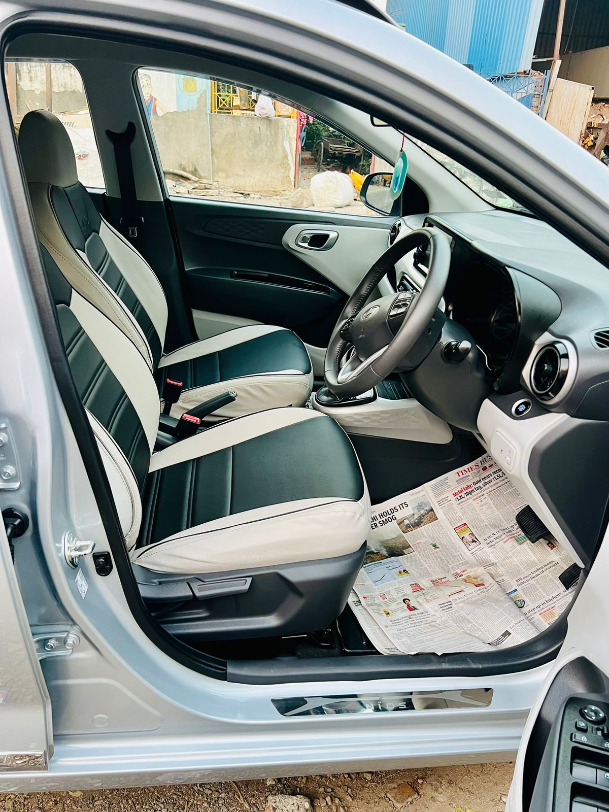 Buy Used Hyundai Grand i10 Nios Asta AMT of 2025 model @ 7,50,000 INR ...