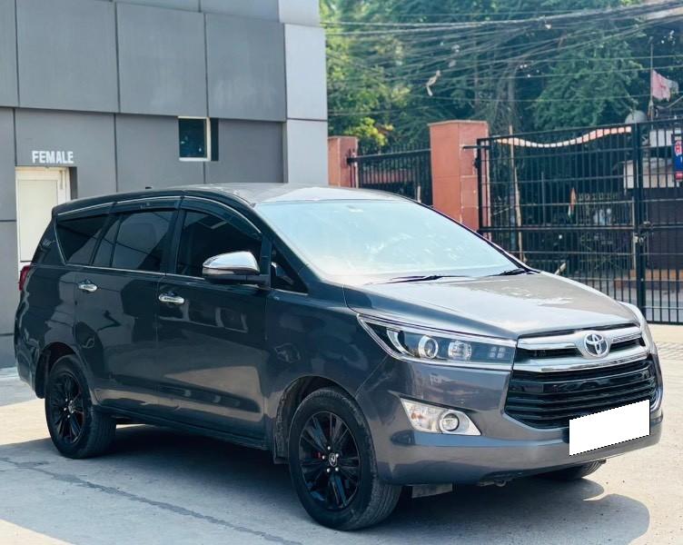 Used 2018 Toyota Innova Crysta Diesel Automatic in New Delhi at ₹13.25 ...