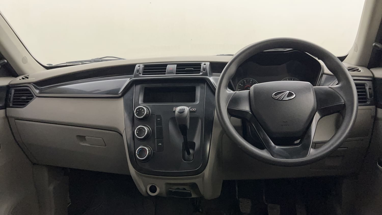 Buy Used Mahindra KUV 100 NXT G80 K4 Plus 6Str of 2016 model @ 3,42,000 INR in Bangalore ...