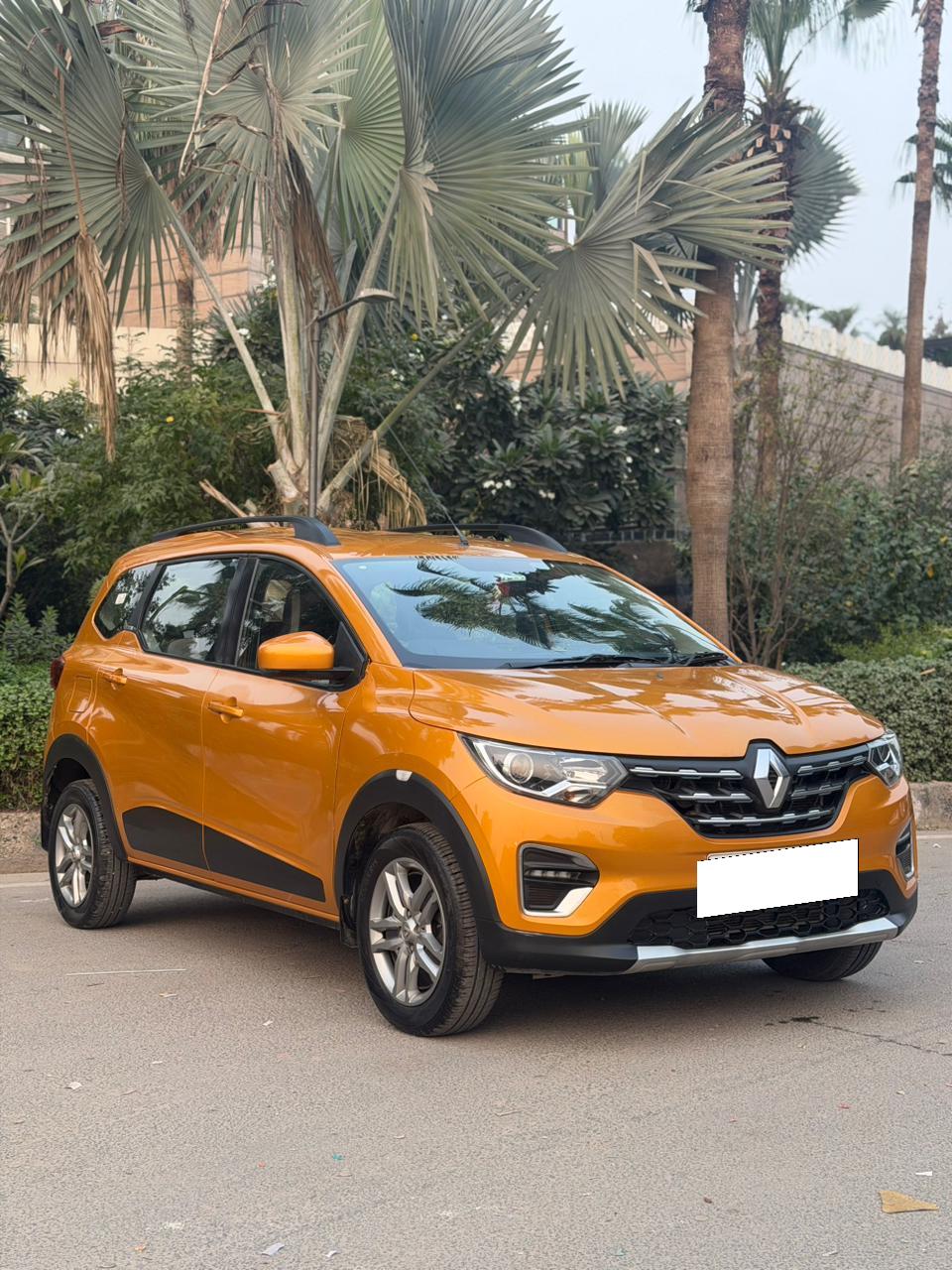 Used 2020 Renault Triber 999 cc Petrol Manual Car in New Delhi at ₹4.90 ...